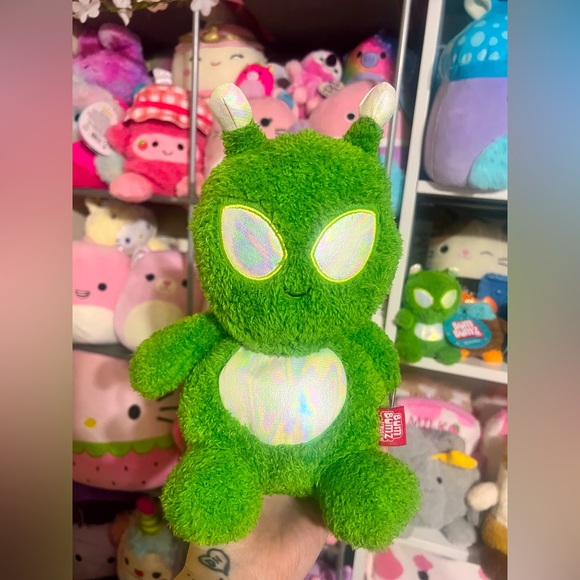 Kellytoy | Toys | Matt The Alien Bumbumz 8 | Poshmark